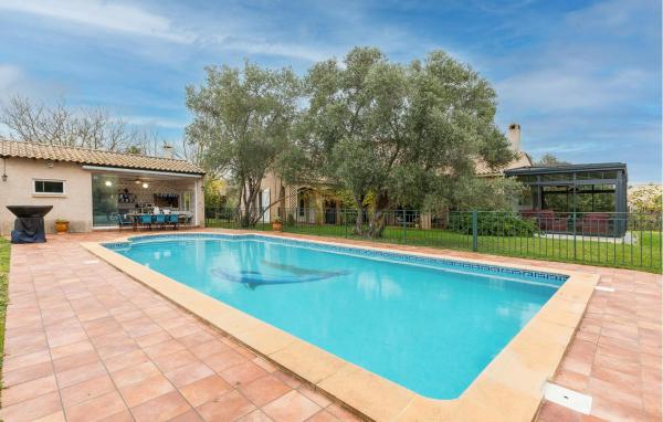 Gorgeous Home In Montady - Béziers