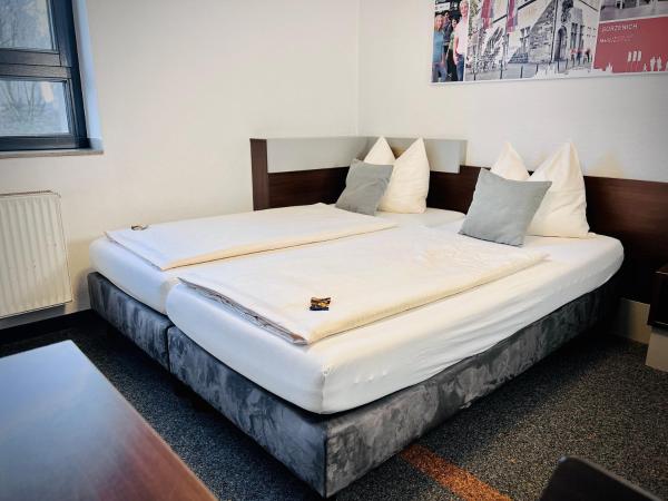 Jugendherberge City-hostel Köln-riehl - Cologne