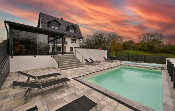 Stunning Home In Vinogradi Ludbreski - Ludbreg