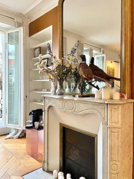 Parishome! Double Balcony, Art & Designer Touches - Sacré-Cœur de Paris