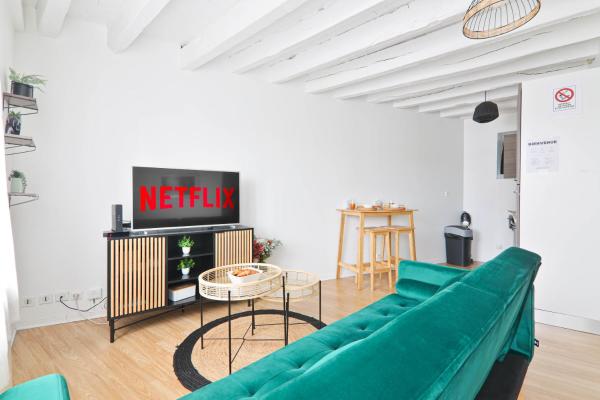 Studio Chaleureux à ÉTampes, France - Angerville