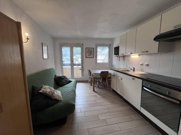 Studio Central Avec Balcon à Cauterets - Belle Vue - Fr-1-812-15 - Lac d'Estaing