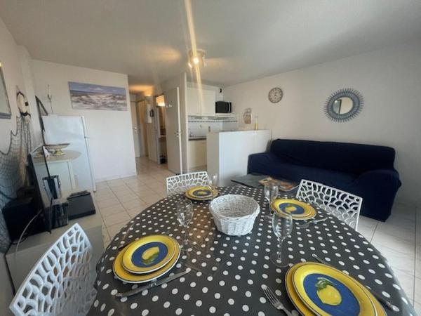 150 Marina Bay Cap D'agde Quartier Falaises Proche Plage T2 Cabine Avec Place De Parking Et Piscine - Carcassonne