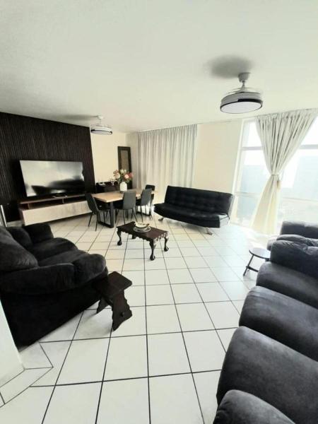 Cosy Apartment By The Sea - Durban North