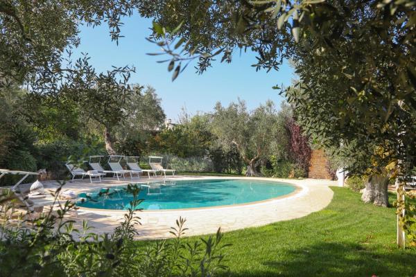 Td Il Vecchio Fienile Outdoor Kitchen With Pool View - Polignano a Mare