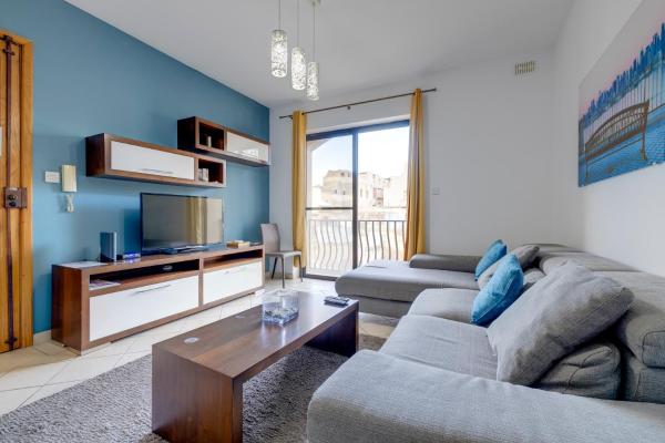 Modern 2br Sliema Apartment - Valletta, Malta