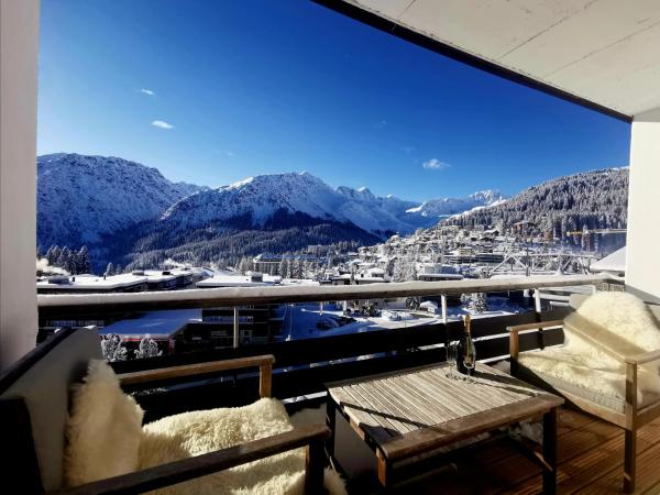 Wunderschöne Wohnung Mitten In Arosa - Arosa