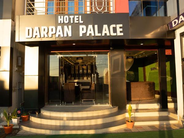 Hotel Darpan Palace - West Bengal