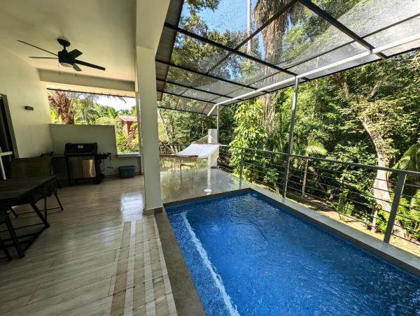 The Twins Pool Villas - Belize