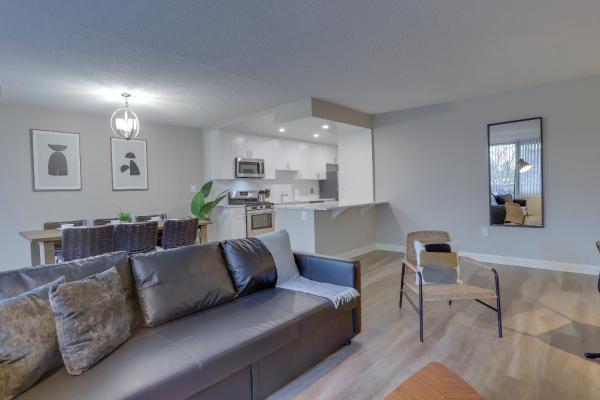 Prime Location! 2br Apartment In Crystal City - Falls Church, VA