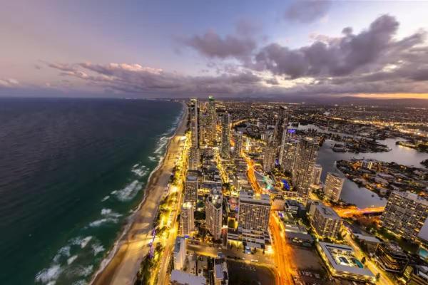 Surfers Beachside Luxury - Stunning Panoramic View - South Stradbroke Island