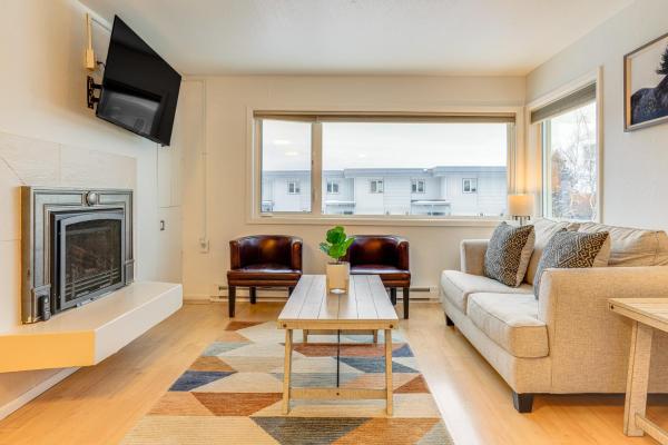 1 Mi To Dtwn Cozy Condo In Anchorage! - Anchorage, AK