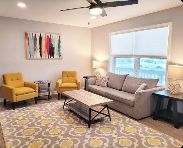 Bayside Beach House - Sleeps 10 - New Jersey