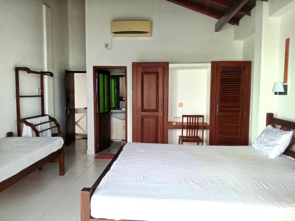 Hotel Seethani - Hikkaduwa