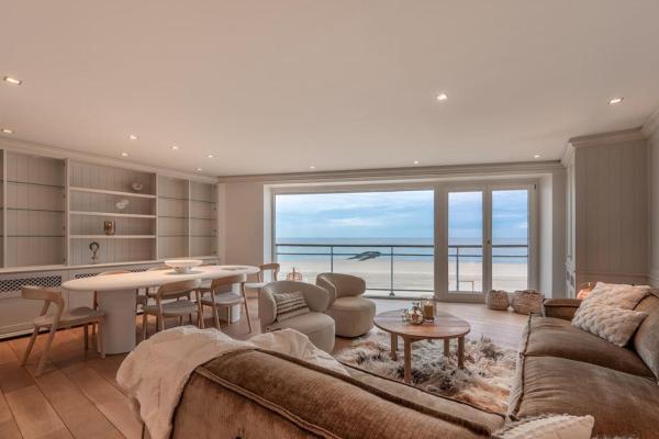 Appartement 3 Met Zeezicht In Knokke - Brujas