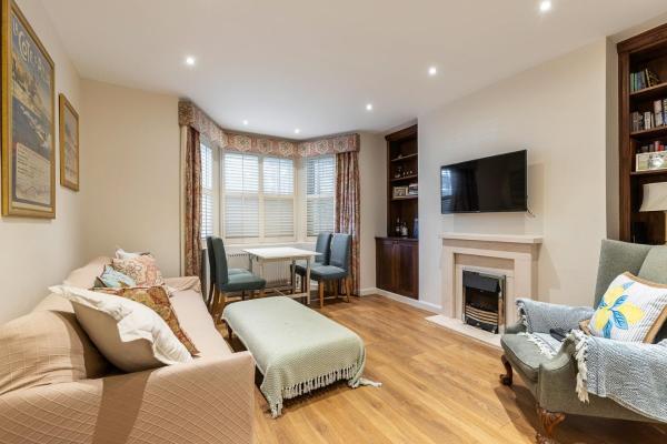 Elegant Two Bedroom Flat In Redcliffe Gardens - Chelsea