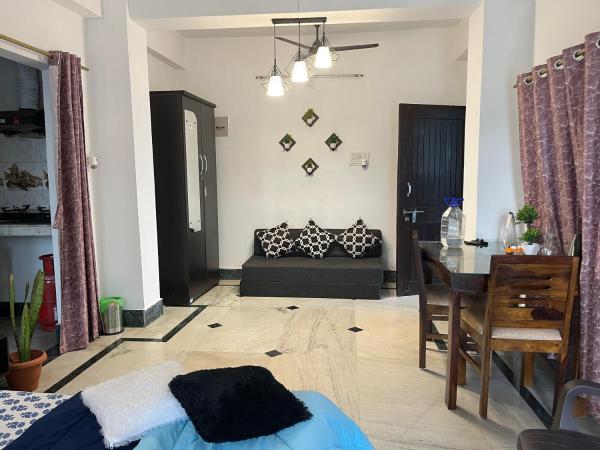 Beltola Serenity Homestay - 앗삼