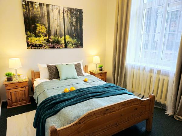 Heart Of Old Riga Three Bedroom Apartment By Dome Square - Riga