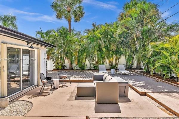 Live A Comfortable Stay At This Charming House - Pembroke Pines