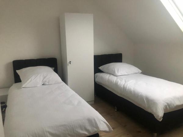 Ensas Ferienwohnung Wuppertal Uellendahl-katernberg 2zi Apart - Wuppertal