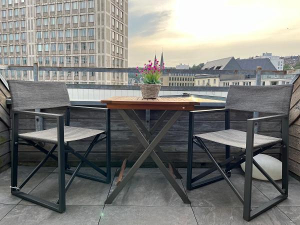 Freundliches City-apartment Mit Balkon & Skyline-blick - Easy Stay Wuppertal - Wuppertal