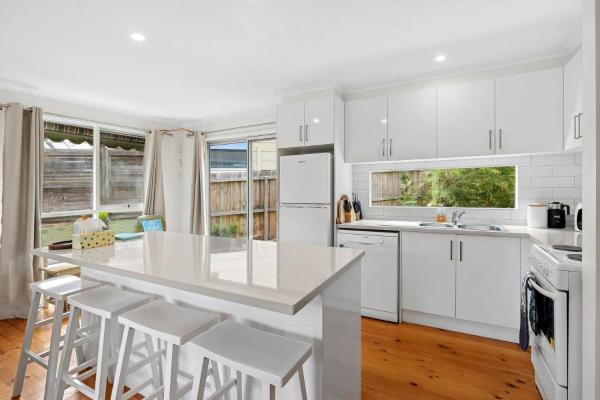 2 Russell - Anglesea