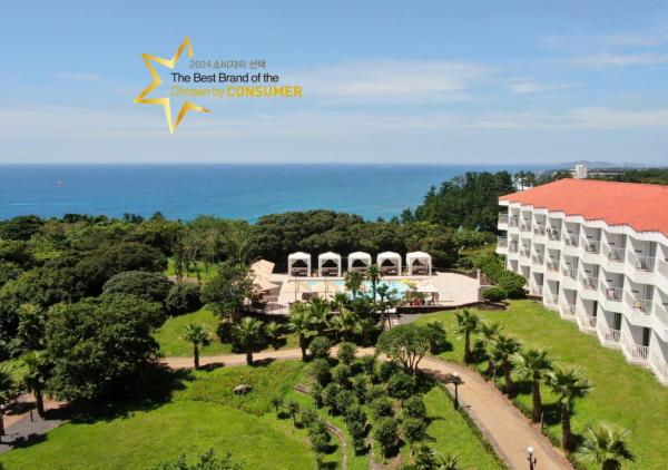 Kensington Resort Jeju Jungmun - South Korea