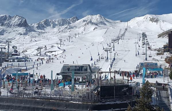 Apartamento A Pie De Pistas Con Parking Privado - Andorra