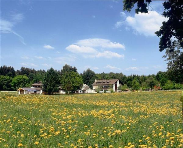 Wald- Und Tagungshotel Geländer - Weißenburg in Bayern