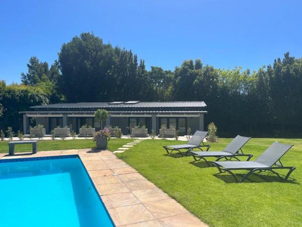 Constantia Winelands Lodge - Claremont