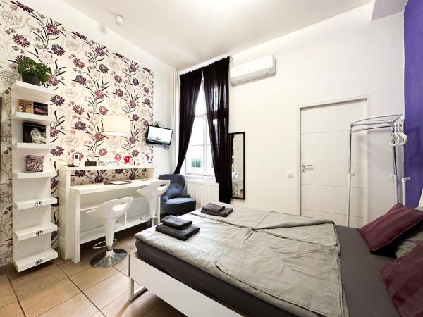 Cozy Central Studio Ac- Purple Room - Budapest