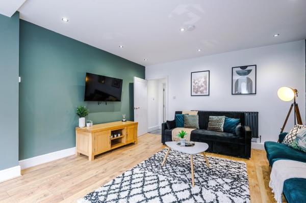 The Harrogate Hub - 6 Bedrooms & Pool Table - Harrogate