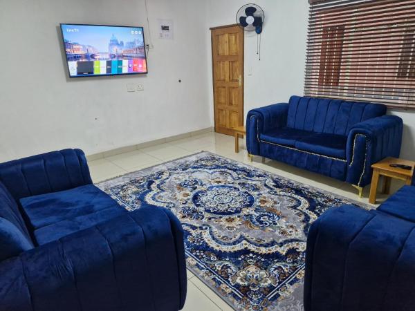 Royal Inn - Self Catering Apartment - Lenasia