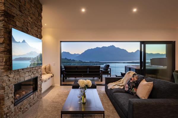 Summit Escape Hot Tub & Panoramic Beauty - Arrowtown