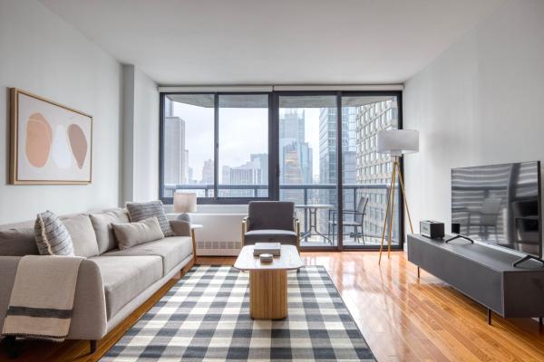 Midtown 2br W Gym Doorman Nr Theater District Nyc-1226 - Hoboken, NJ