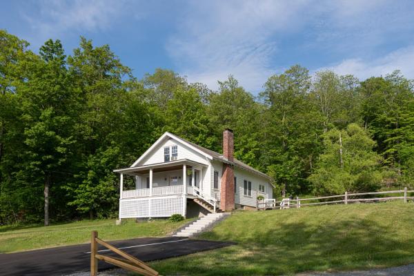 Lake Bomoseen Lodge - Castleton, VT