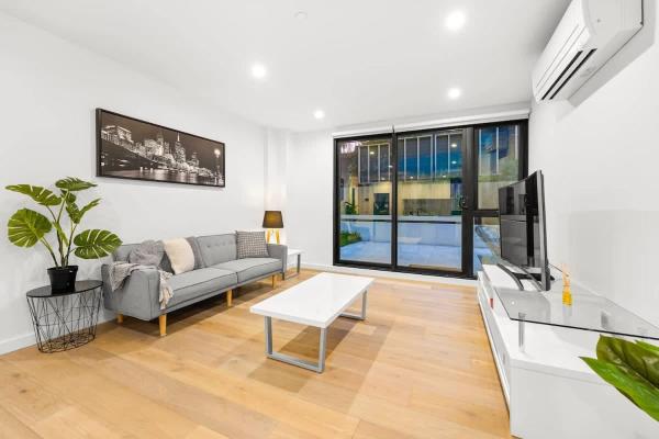 Spacious And Modern 2br In Prime Location Burwood - Notting Hill
