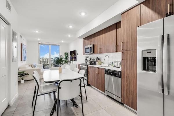 Family-friendly 3br Near Downtown Miami With Parking - Miami International Airport (MIA)