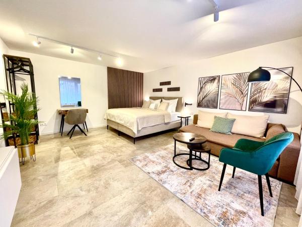 Kurpark Apartment, Schwimmbad, Sauna, Terrasse - Bad Wildbad