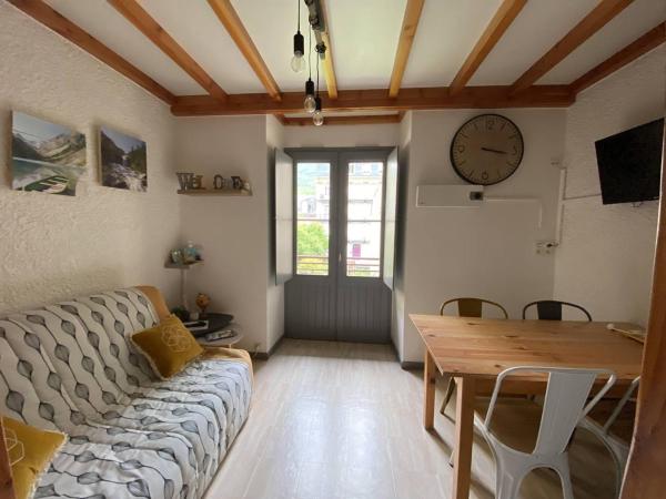 Studio Confortable 4 Pers. Avec Mezzanine Et Balcon Au Centre De Cauterets - Fr-1-812-112 - Cauterets