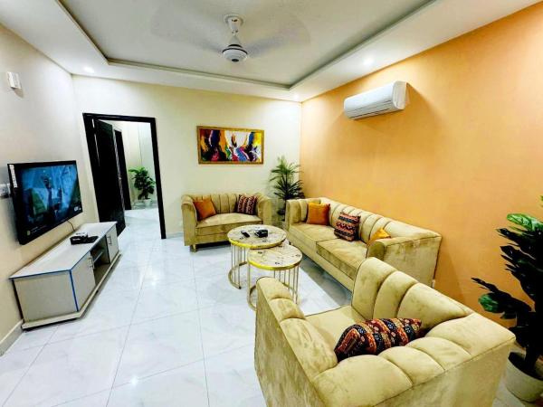 Zameen Opal 1 Bhk Apartment - Lahore