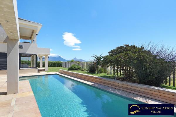 Kite Surfers Beach Villa - Kapstadt