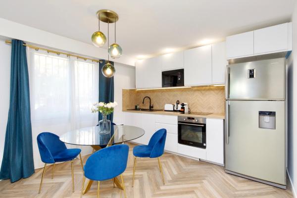 Bel Appartement Port De Nice Avec Terrasse, Parking - Villefranche-sur-Mer