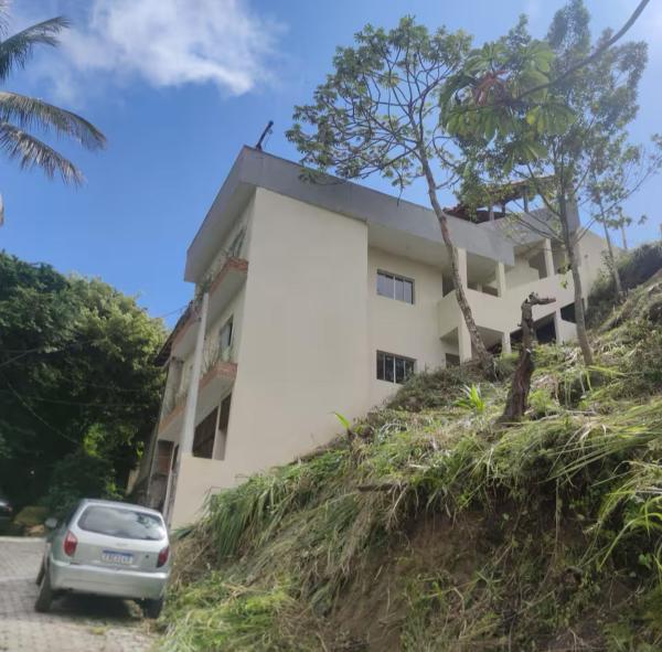 House Salles - Ilhabela