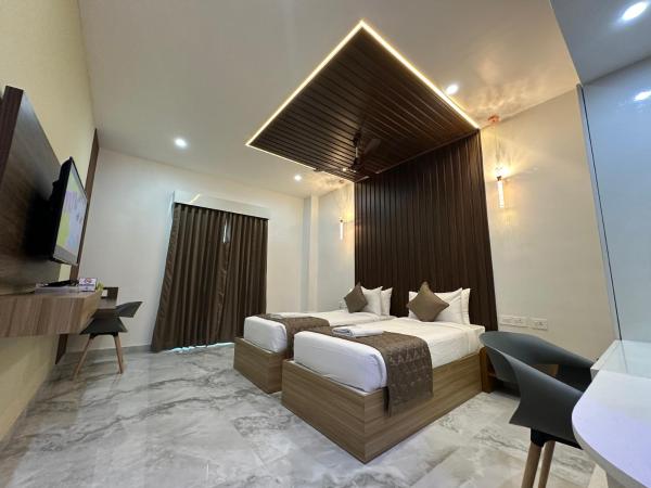 Silver Stone Park Resort -