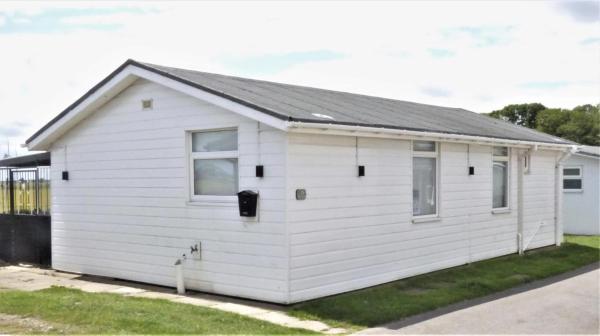 3 Bedroom Detached Holiday Chalet Southshore Park - North Yorkshire