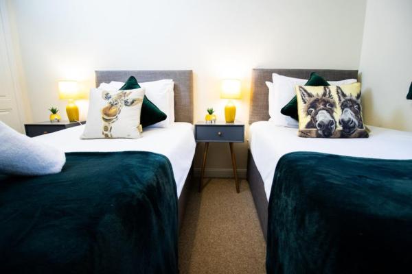 Brunel Apartment, Sleeps 4, 2 Bedrooms, Free Parking, Long Stay Disc - Swindon