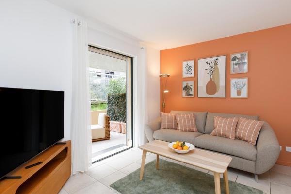 Côté Croisette Soha - 2bdr 2 Bthr 2 Toilets - Terrace, Ac, Parking & Lift - Cannes