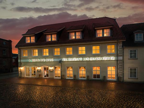 Hotel Zur Burg Gmbh - Burg Stargard