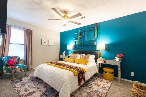 Wanderlust Haven - Fayetteville, AR